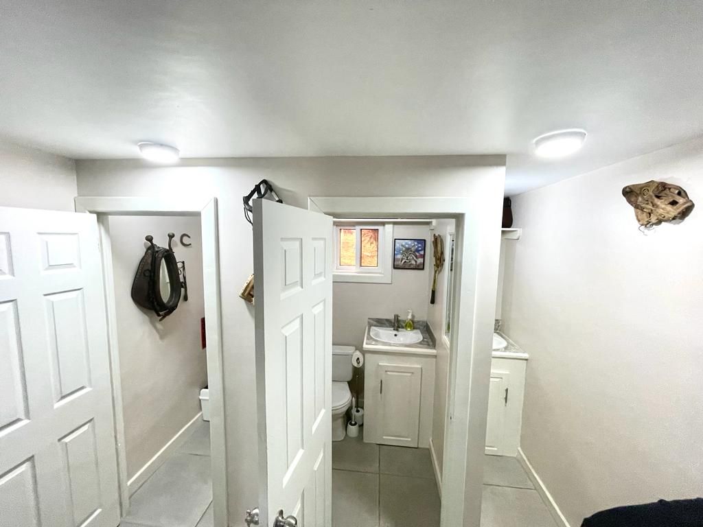 Resort in Utila | Hummingbird-The Dugout Ground level Map